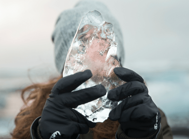 How to Treat and Prevent an Ice Burn | Elastoplast
